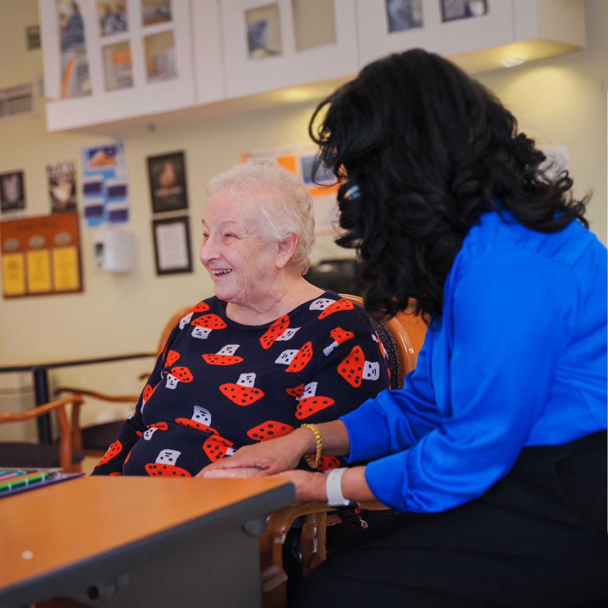 PSW & Health Care Aide Jobs Canada | Extendicare Careers